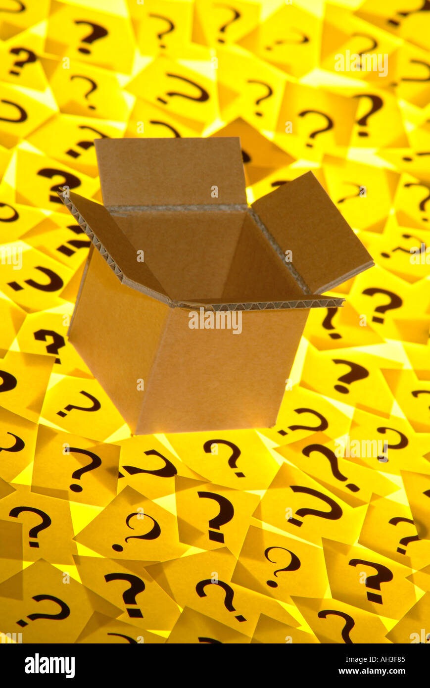 Thinking Outside The Box Stock Photo Alamy thinking-outside-the-box-stock-photo-alamy