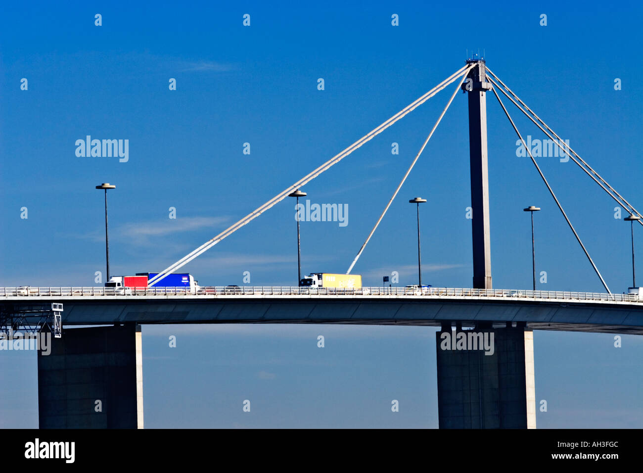 Melbourne Bridges / The Westgate Bridge is one of Melbourne`s major ...