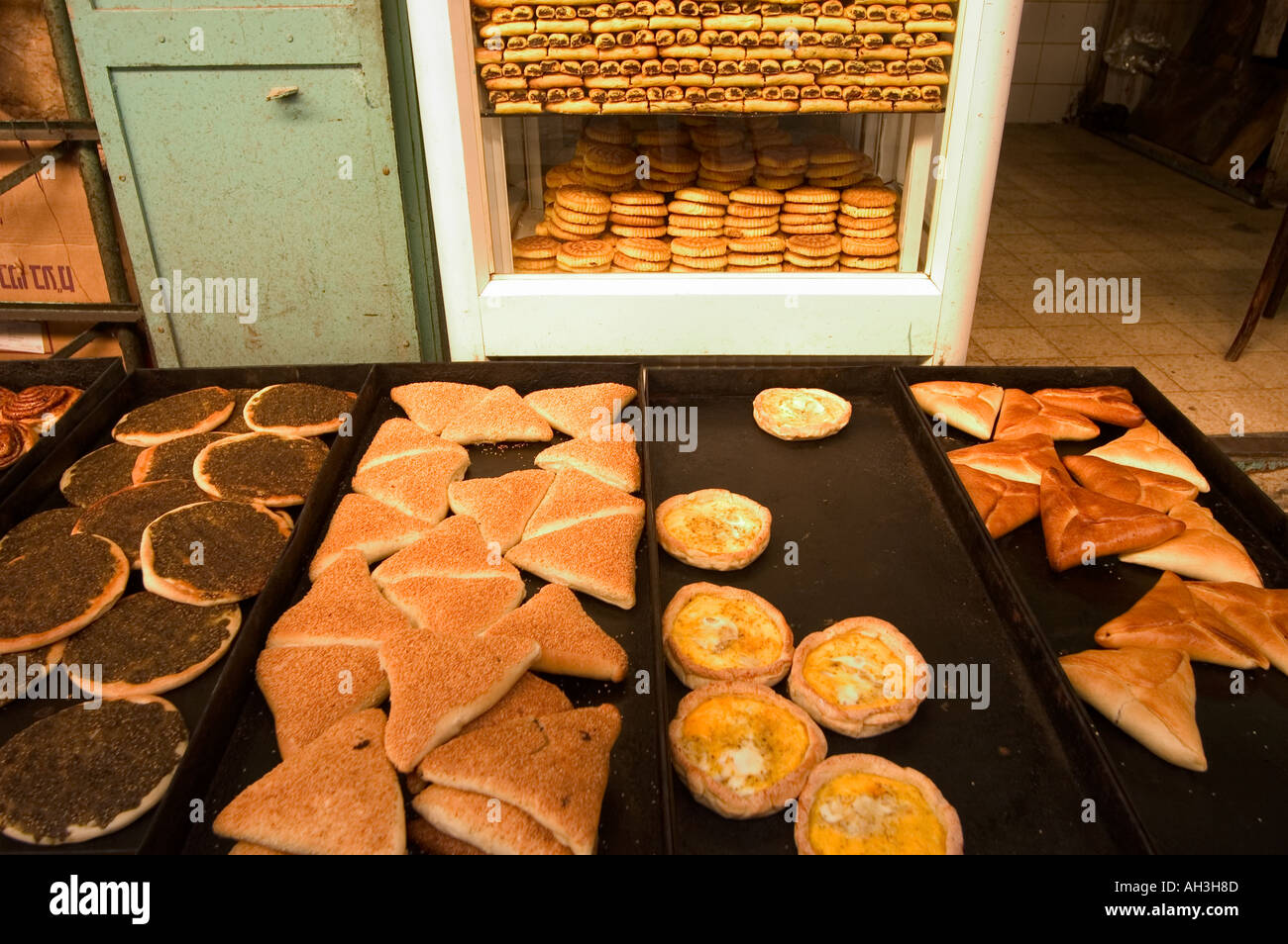 bread shop Old Walled City Jerusalem Israel Stock Photo - Alamy