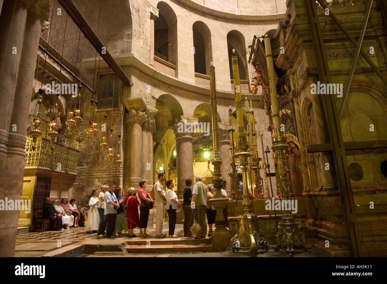 tomb of Jesus Christ Church of the Holy Sepulchre Old Walled City ...