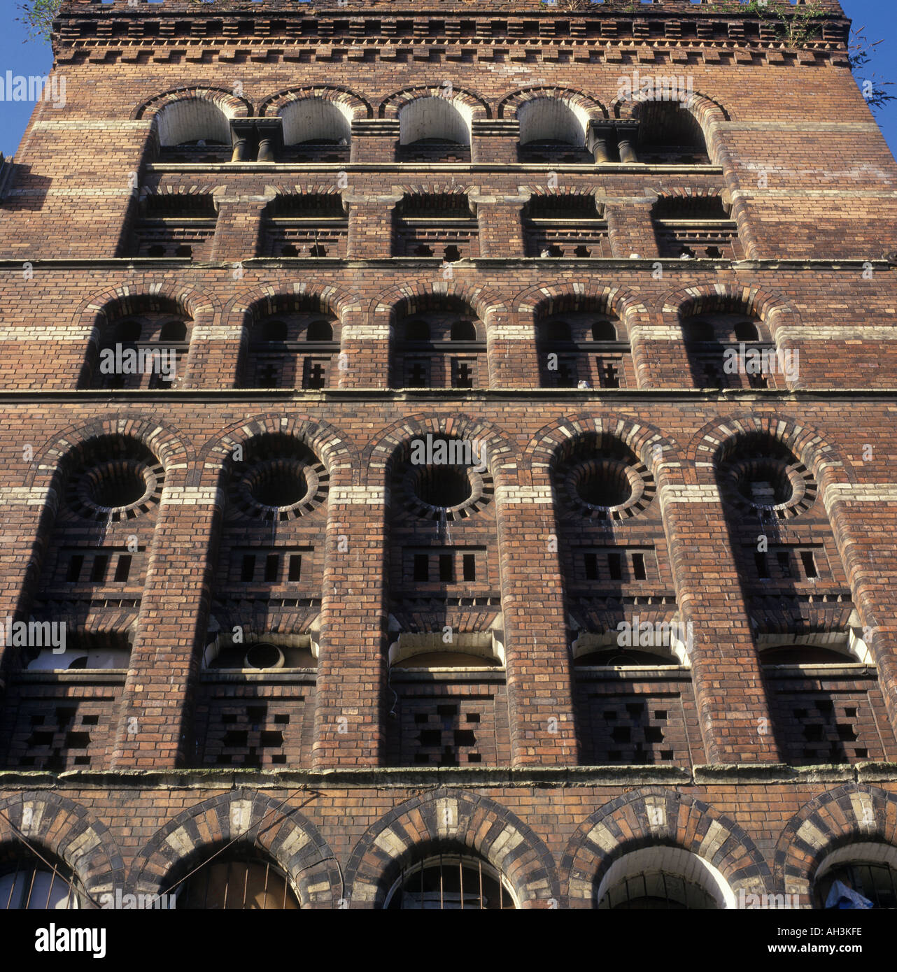 Victorian Warehouse High Resolution Stock Photography and Images - Alamy