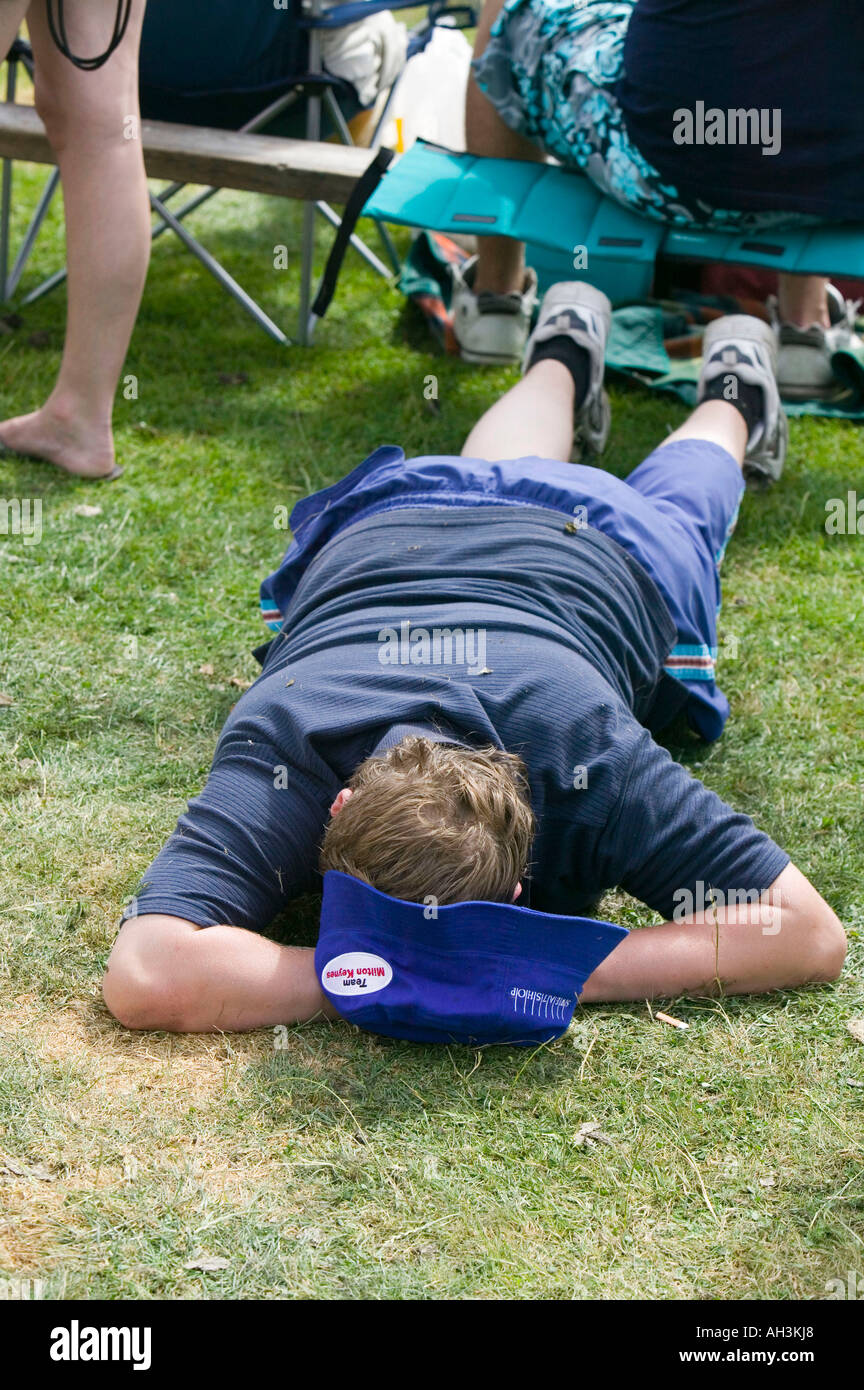 Heat exhaustion collapse hi-res stock photography and images - Alamy