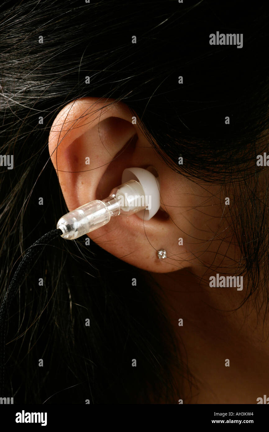 Ears defenders hi-res stock photography and images - Alamy