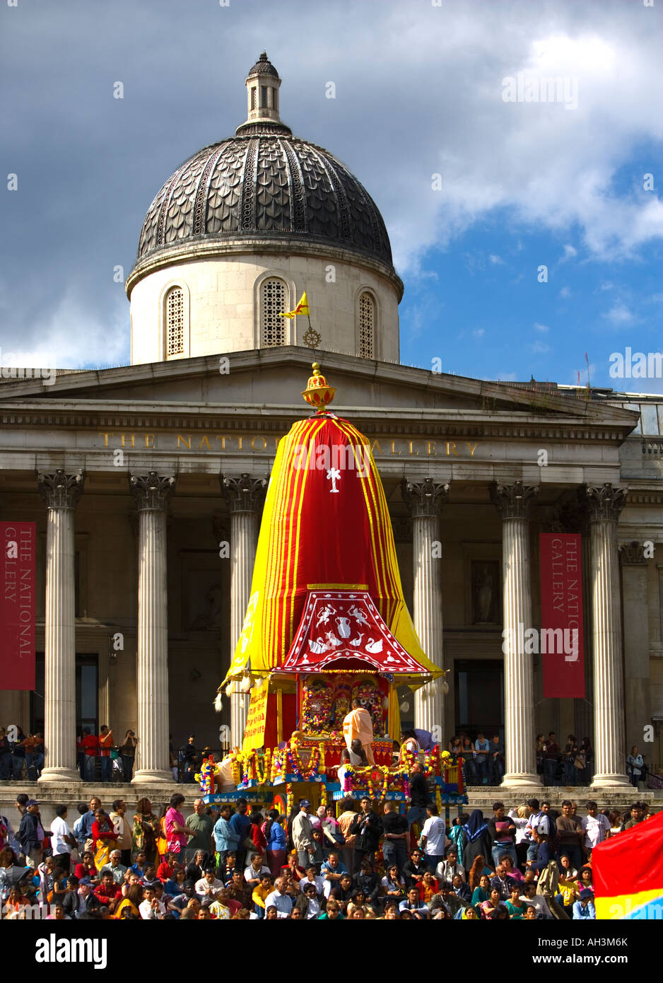 Carnival of chariots london hi-res stock photography and images - Alamy