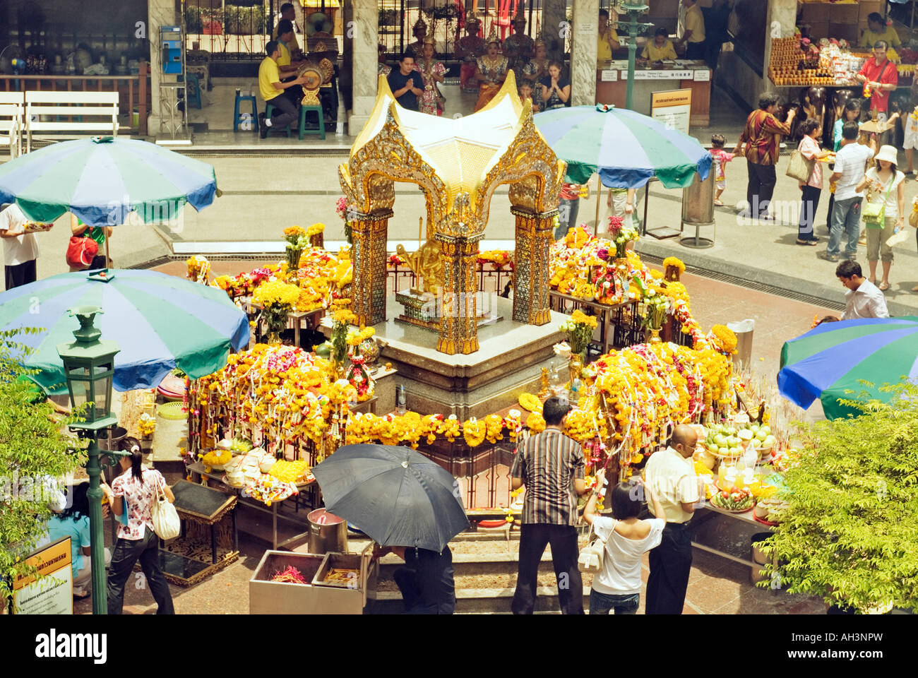 Thailand Bangkok Erawan Shrine Stock Photo - Alamy
