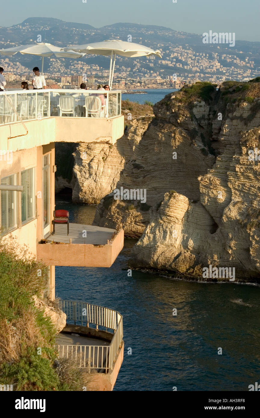 Cliff side bar hi-res stock photography and images - Alamy