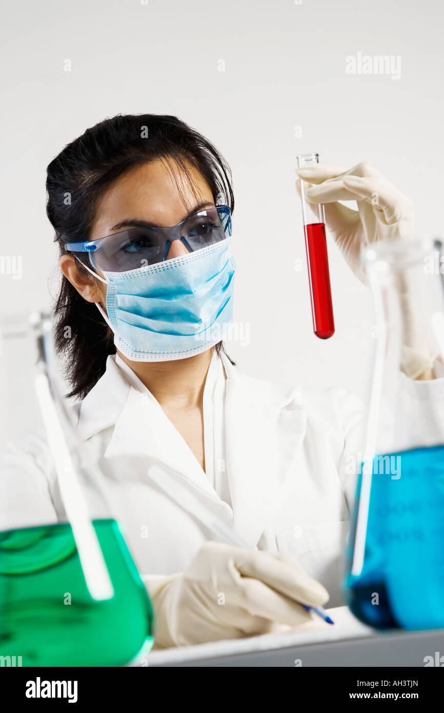 Science beaker cutout hi-res stock photography and images - Alamy