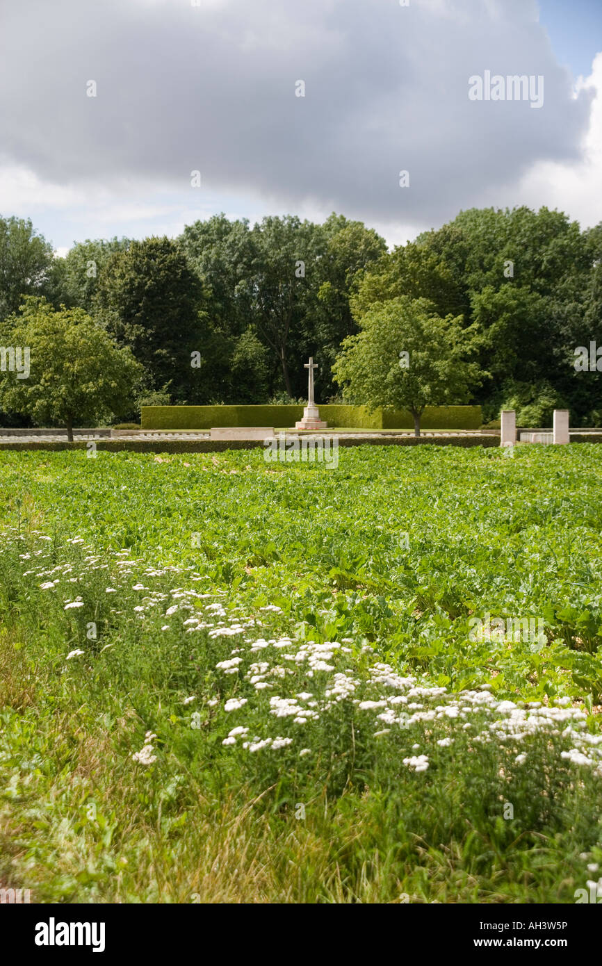 Connaught commonwealth war graves cemetery hi-res stock photography and ...