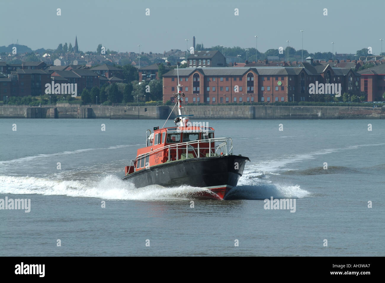 Liverpool pilot boat on River Mersey Merseyside UK Stock Photo - Alamy