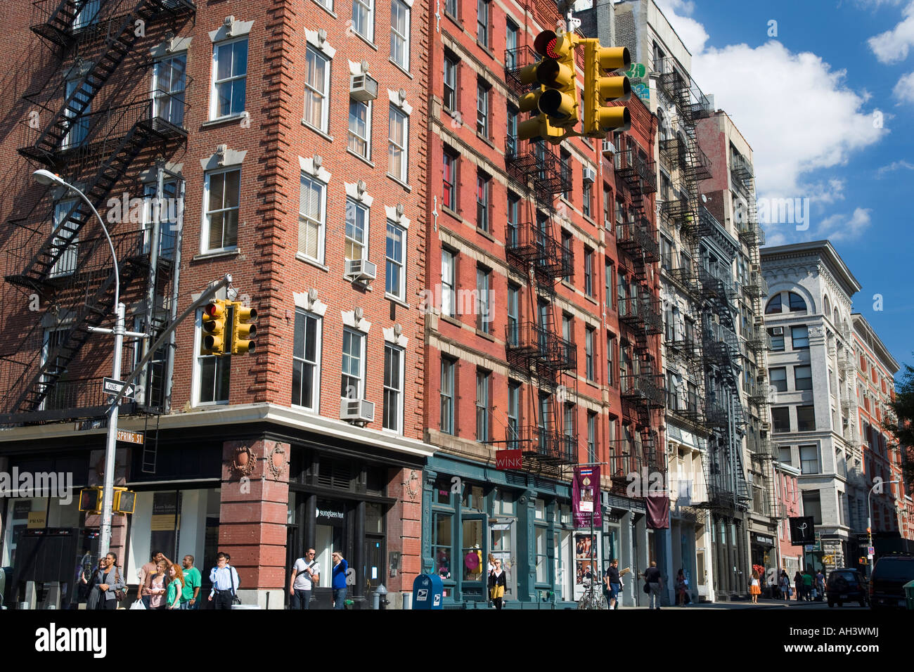 BRICK LOFT BUILDINGS SPRING STREET SOHO NEW YORK CITY USA Stock Photo ...