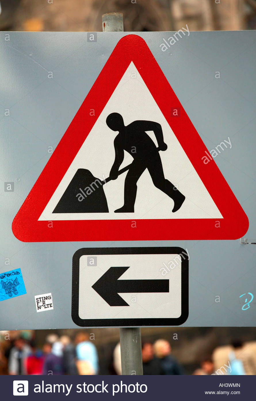 Left sign signpost roadworks hi-res stock photography and images - Alamy
