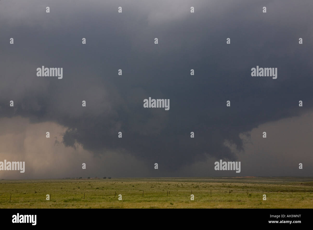 A huge violent supercell thunderstorm and spins in Tornado Alley, Texas ...
