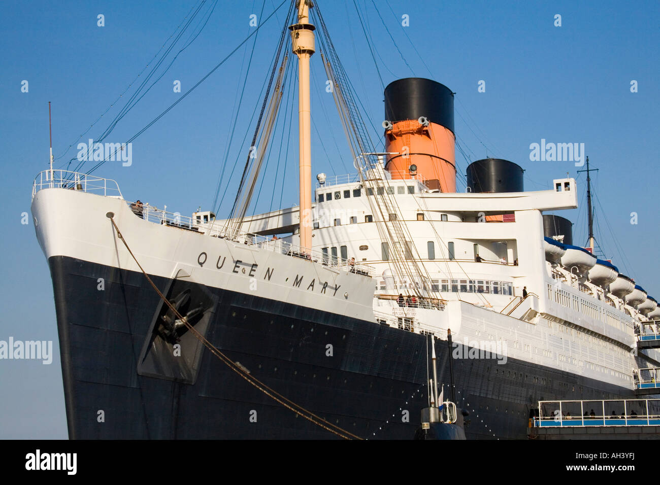 Ocean Liner 1930's High Resolution Stock Photography and Images - Alamy