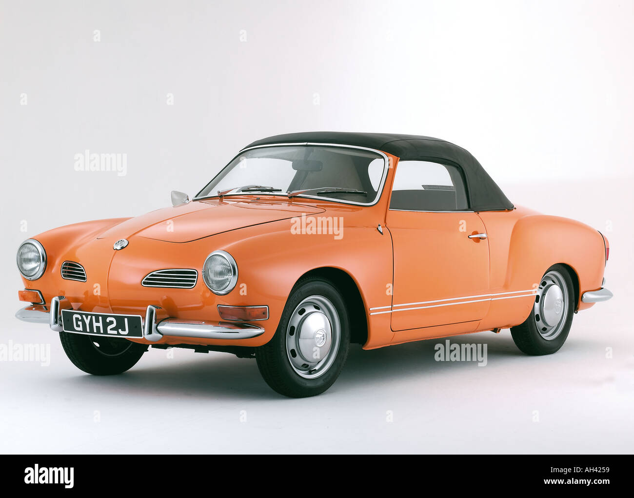 Volkswagen karmann ghia hi-res stock photography and images - Alamy