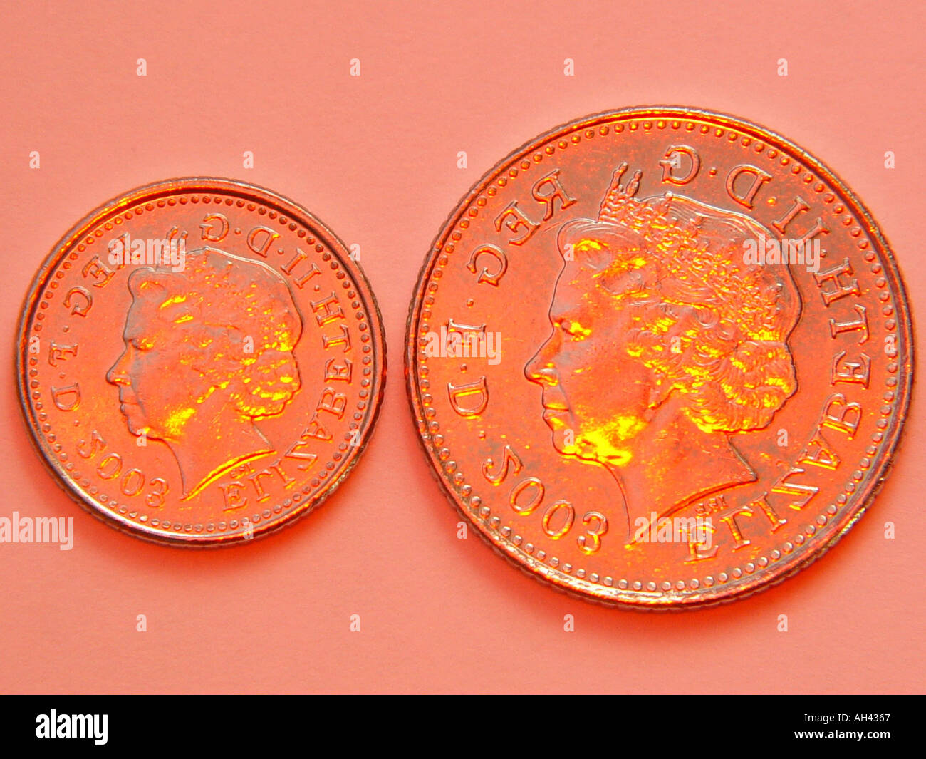 2004 coins hi-res stock photography and images - Alamy