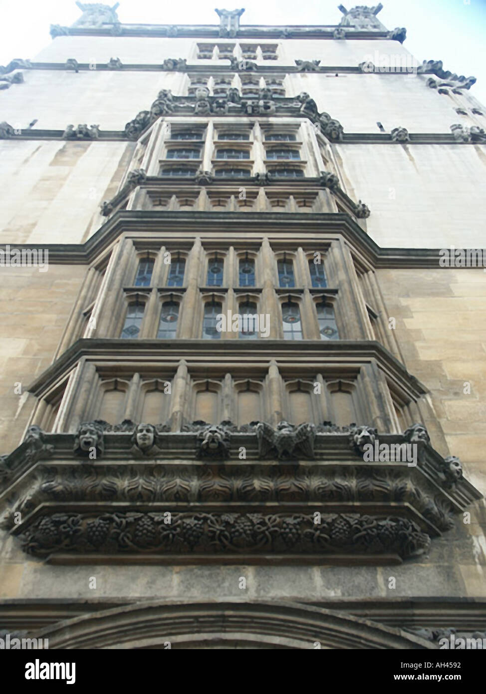 Window of the front of an Oxford College Stock Photo - Alamy