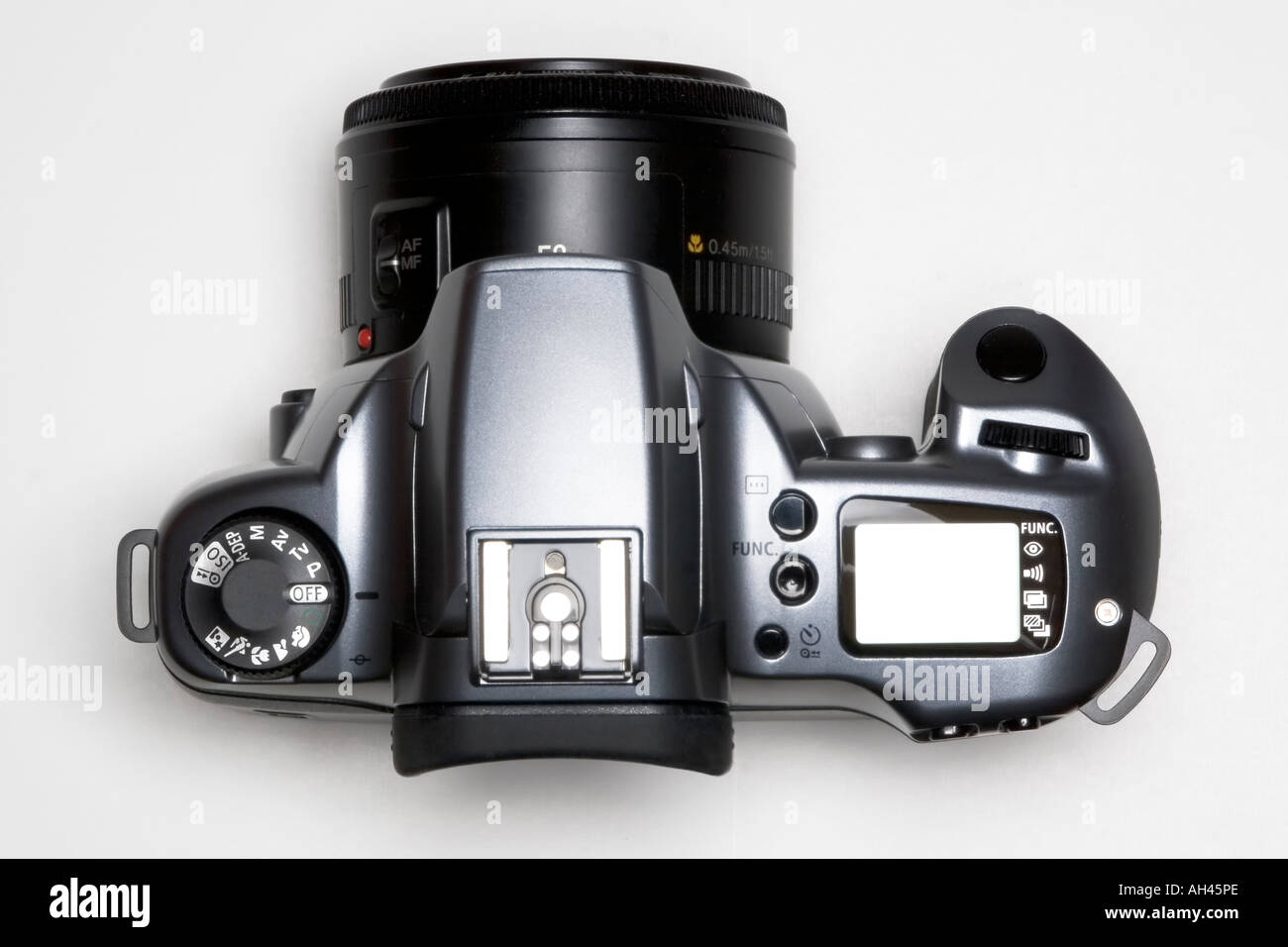 35 mm film camera Stock Photo - Alamy