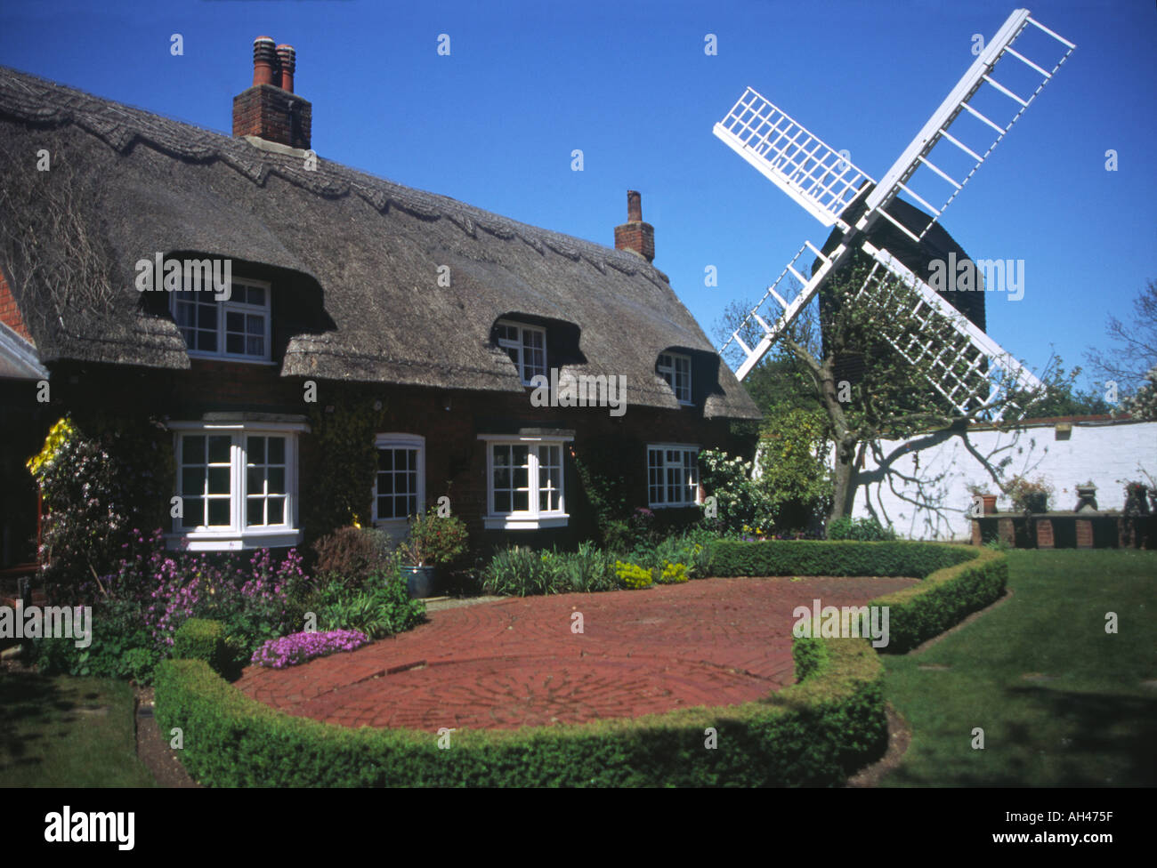 Bourne Windmill Caxton Lincolnshire Stock Photo - Alamy