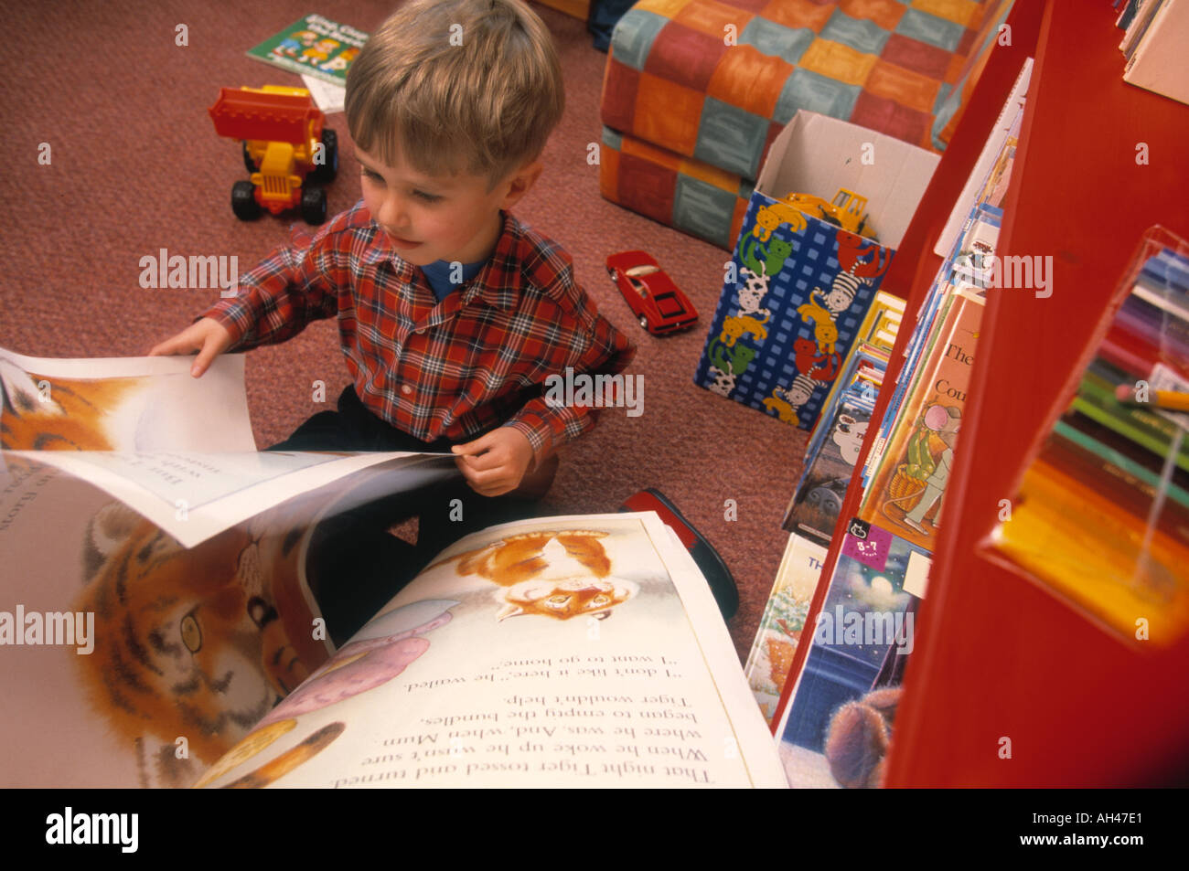 Giant book hi-res stock photography and images - Alamy