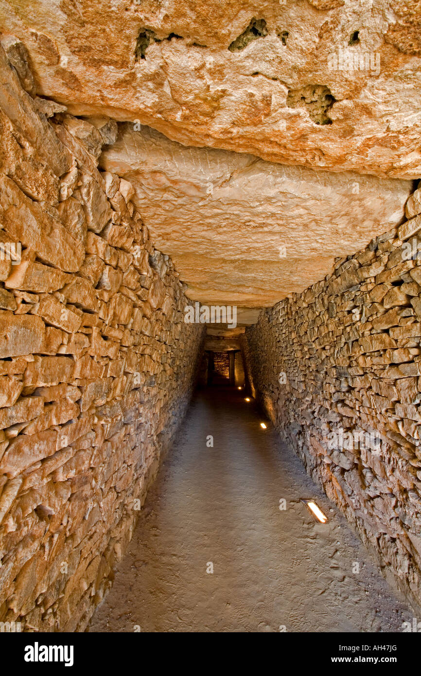 Corbelled roof hi-res stock photography and images - Alamy