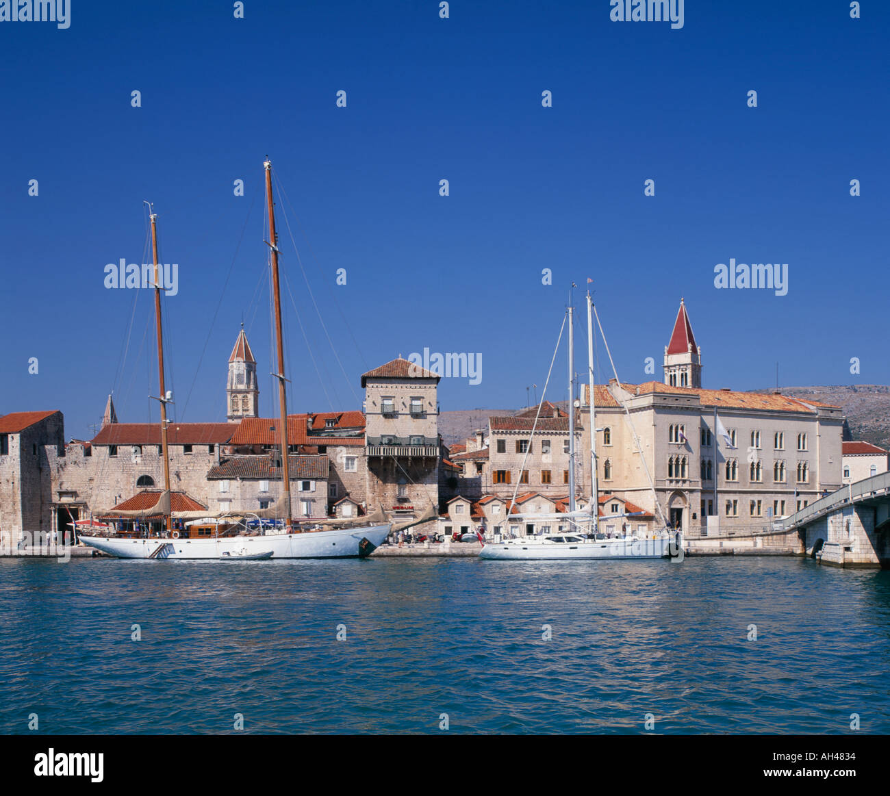 Trogir church nicholas hi-res stock photography and images - Alamy
