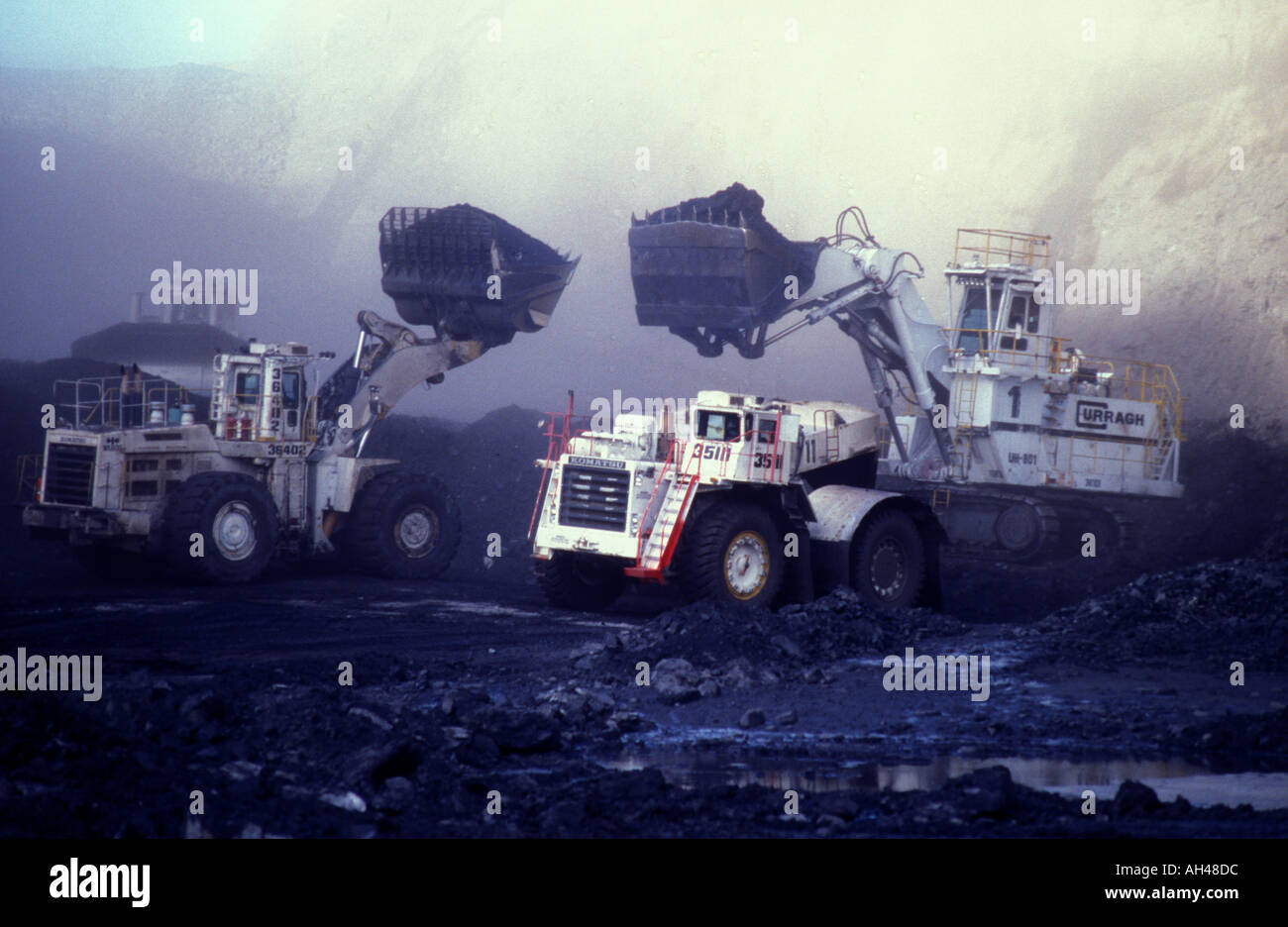 Mines strip mine coal hi-res stock photography and images - Alamy