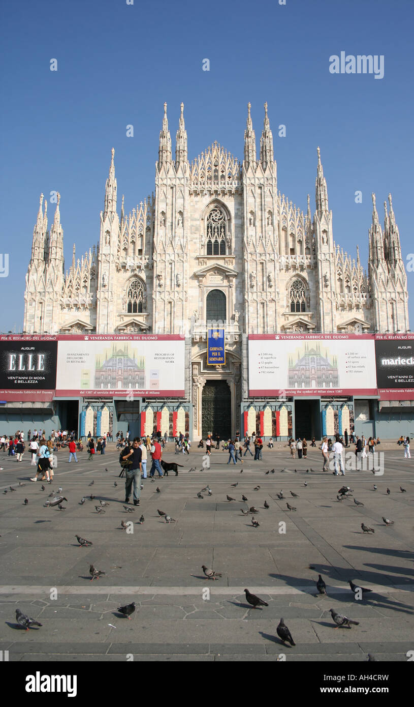 front facade of Duomo Milan Italy September 2007 Stock Photo - Alamy