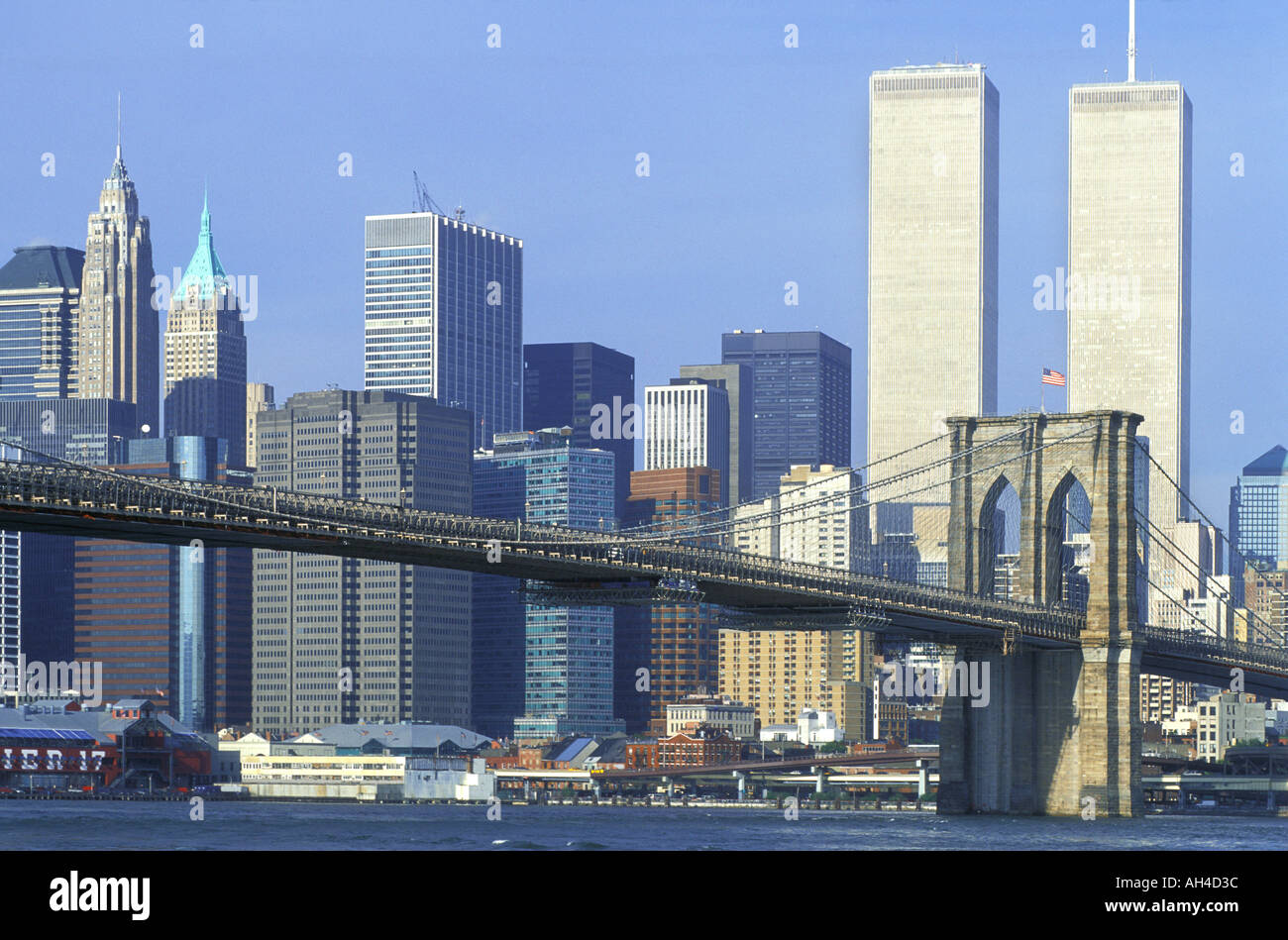 USA NEW YORK CITY LOWER MANHATTAN BROOKLYN BRIDGE WORLD TRADE CENTER ...