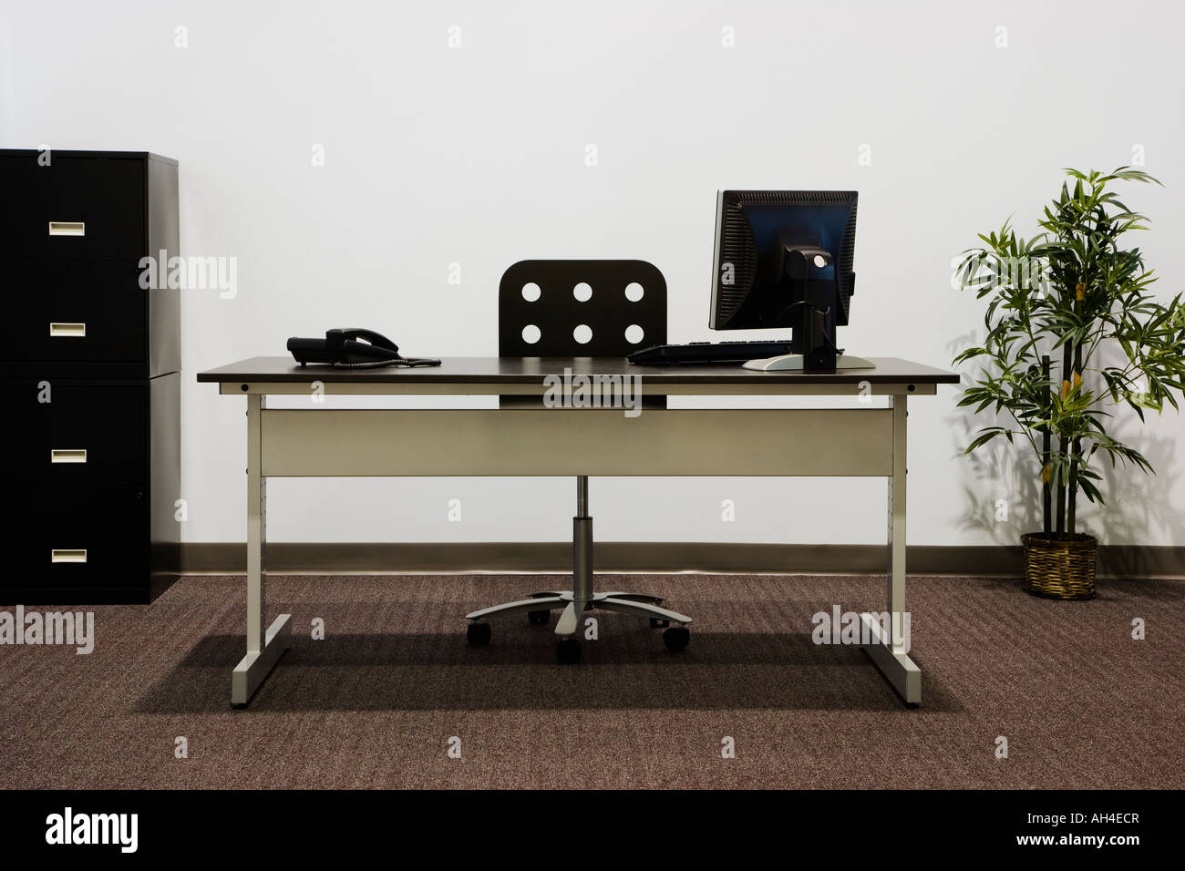 Business office with no one in it Stock Photo - Alamy