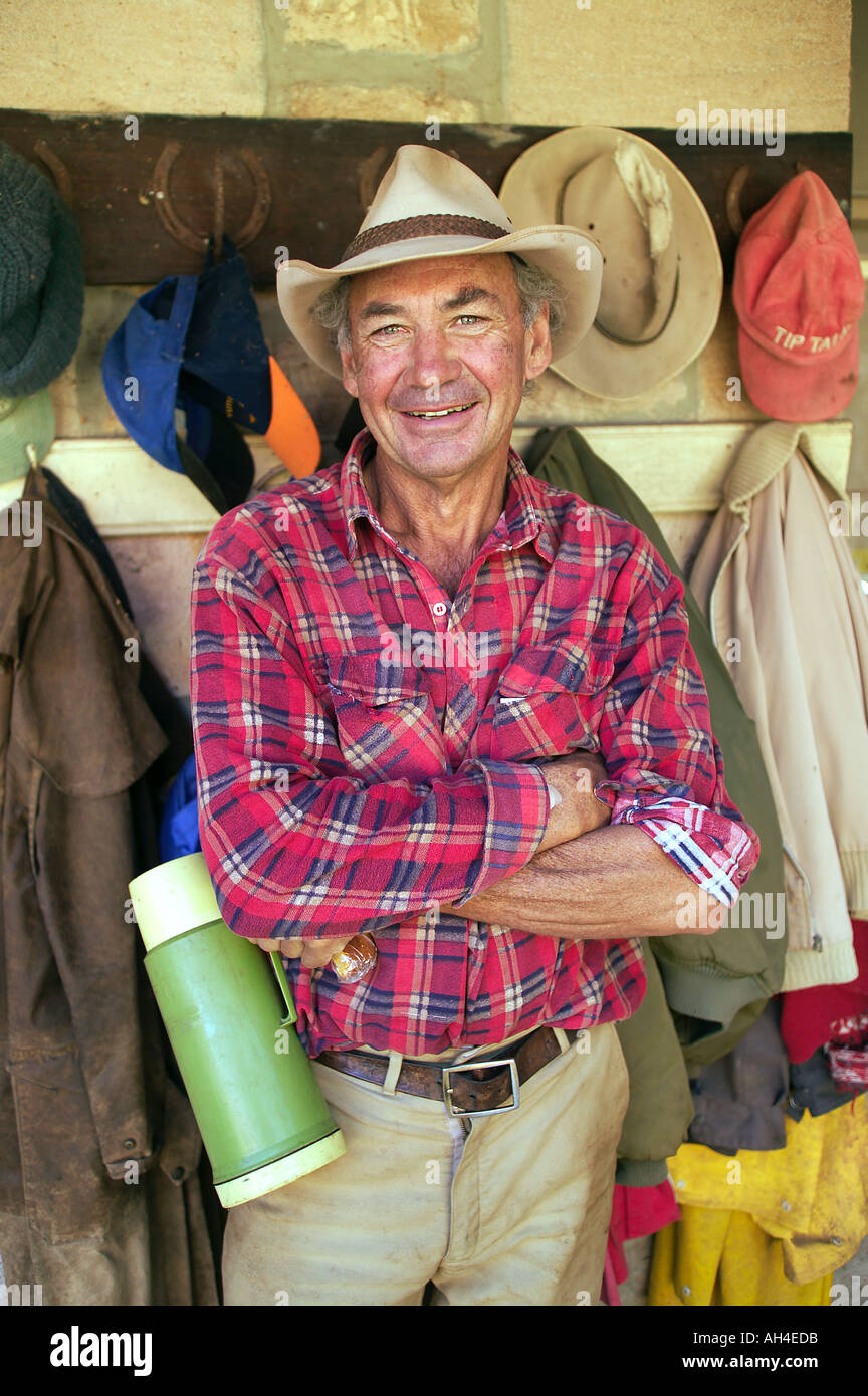 Cattle farmer outback australia hi-res stock photography and images - Alamy
