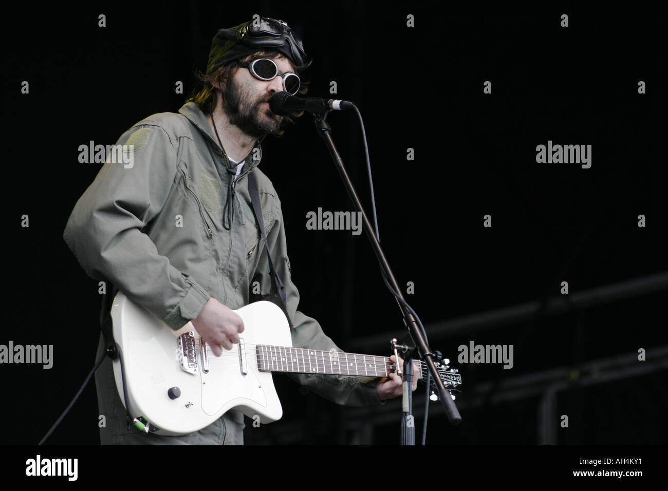 Eels band hi-res stock photography and images - Alamy