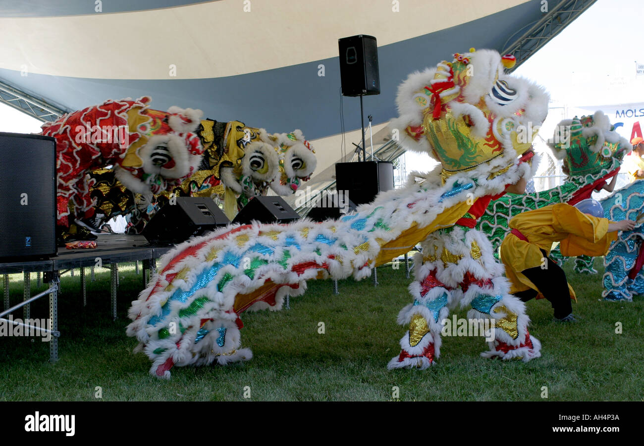 Chinese Dragon Dance Stock Photo - Alamy