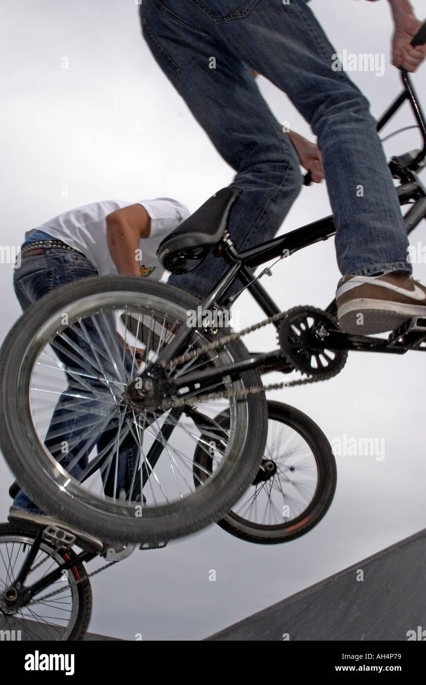 Bmx mid air stunt action hi-res stock photography and images - Alamy