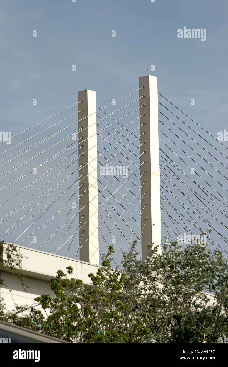 Towers on Queen Elizabeth 2 cable stay Bridge Second M25 Dartford ...