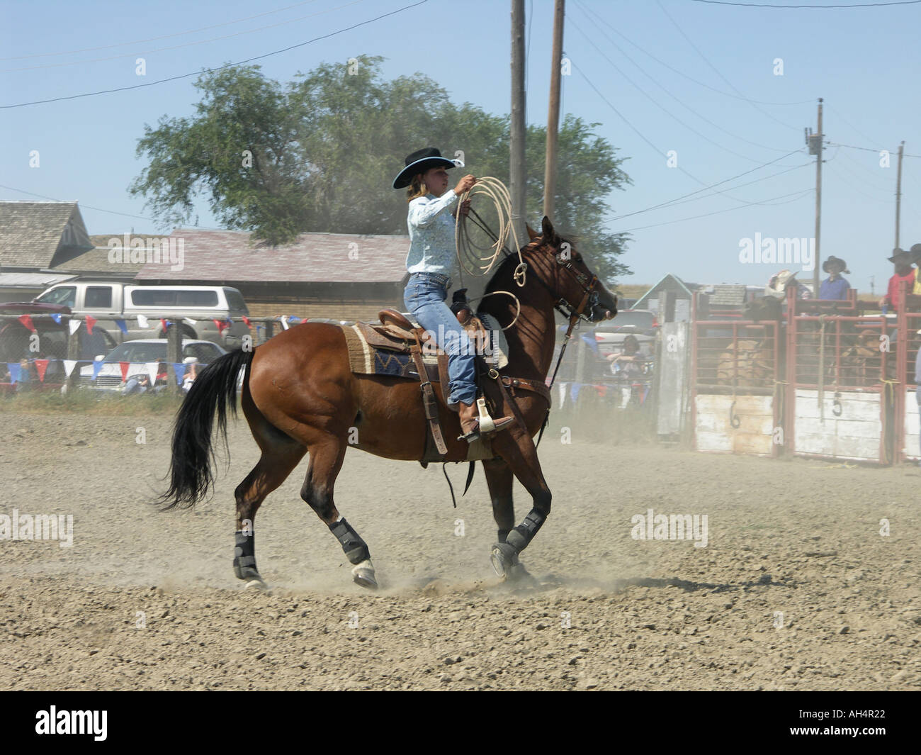 Hold looped rope hi-res stock photography and images - Alamy