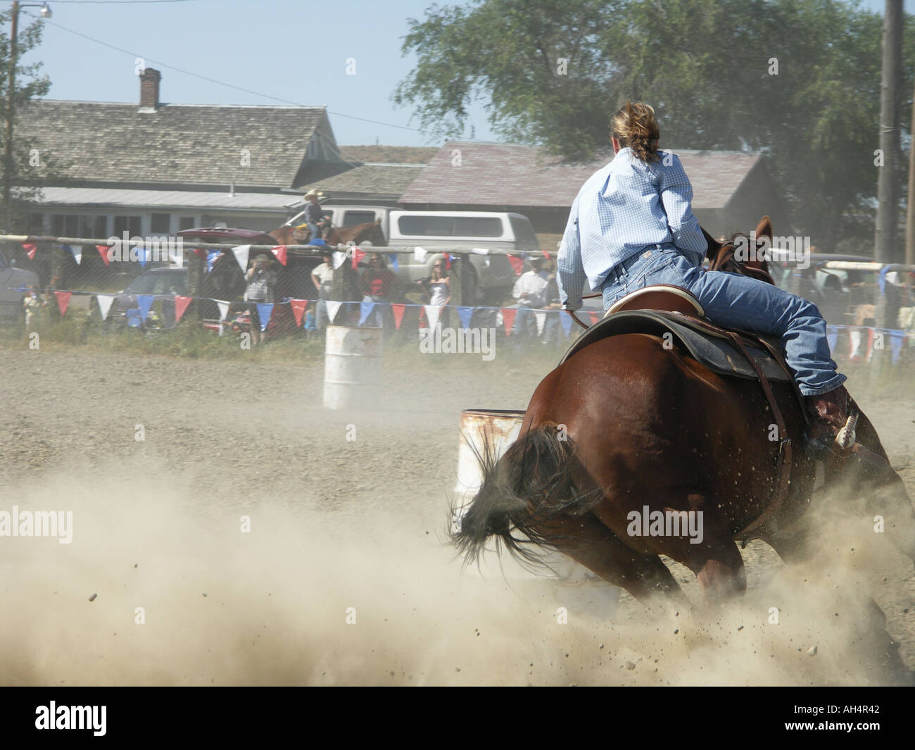 Barrel racer hi-res stock photography and images - Alamy
