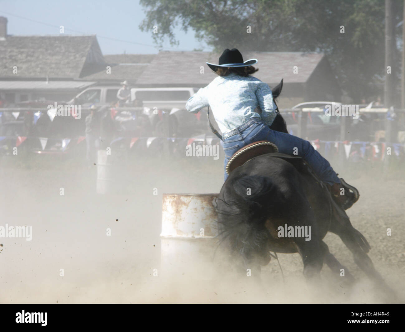 Barrel racer hi-res stock photography and images - Alamy