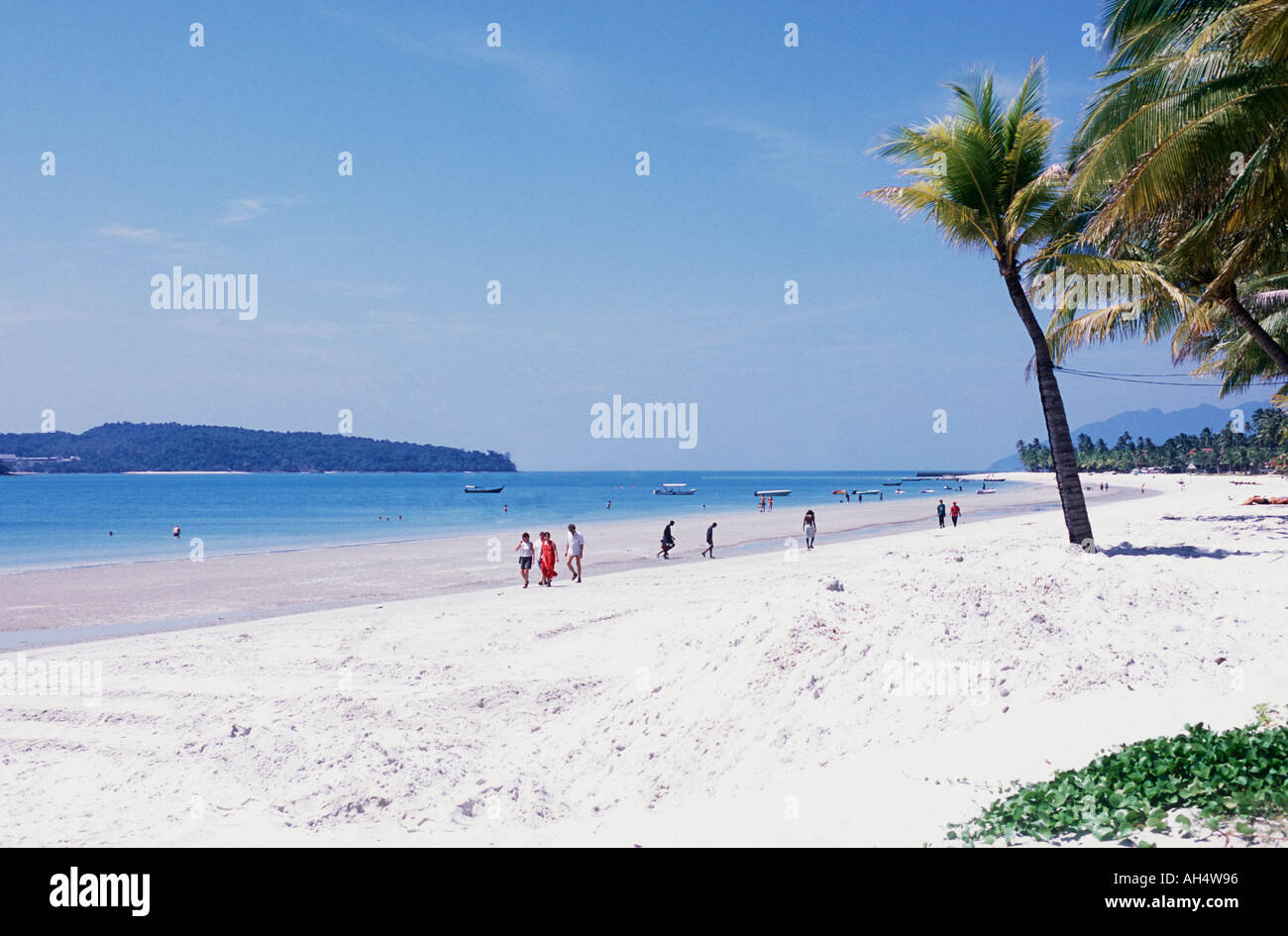 White Sand Beach Pantai Cenang Langkawi Malaysia Stock Photo - Alamy