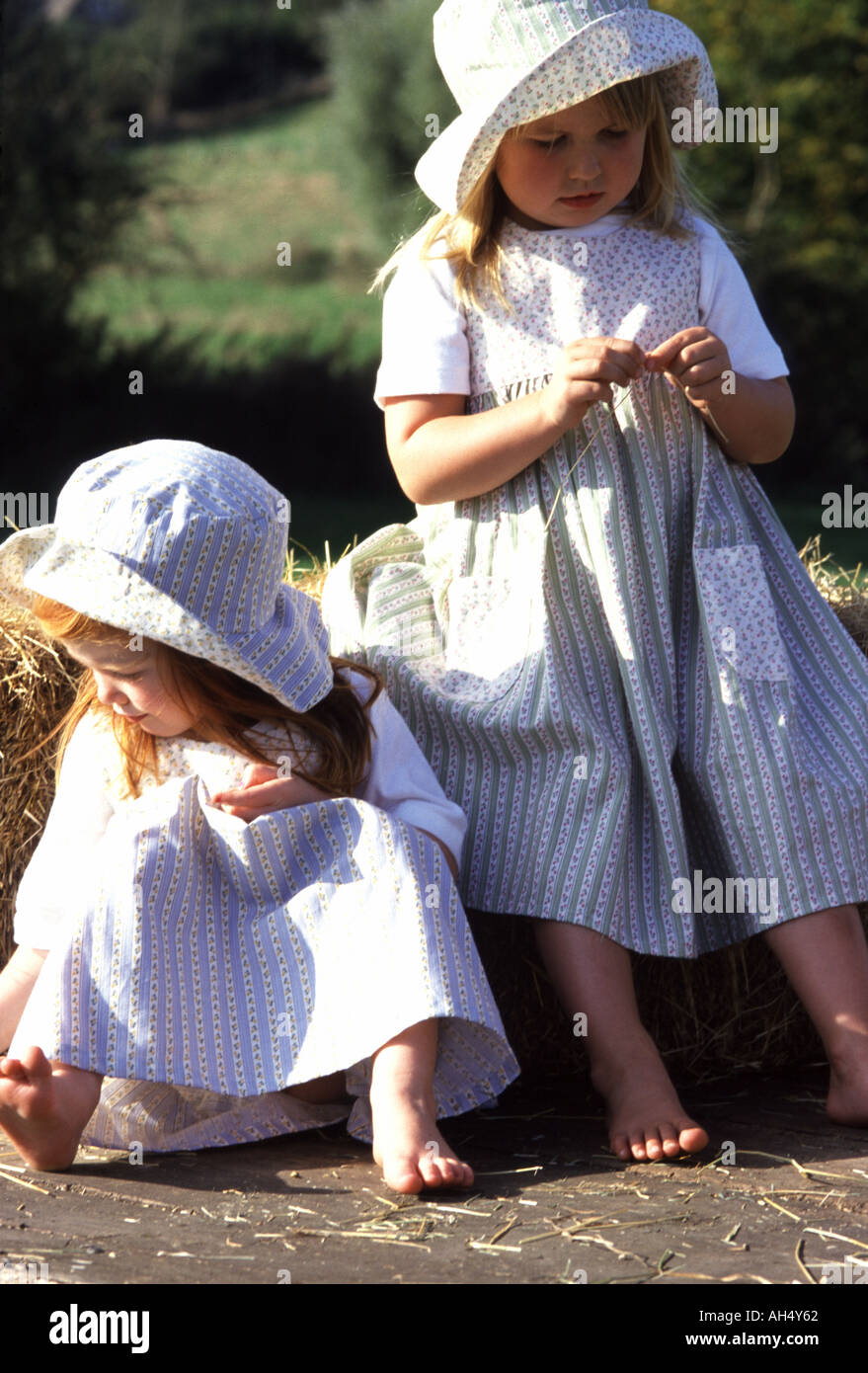 Children wearing sundresses hi-res stock photography and images - Alamy
