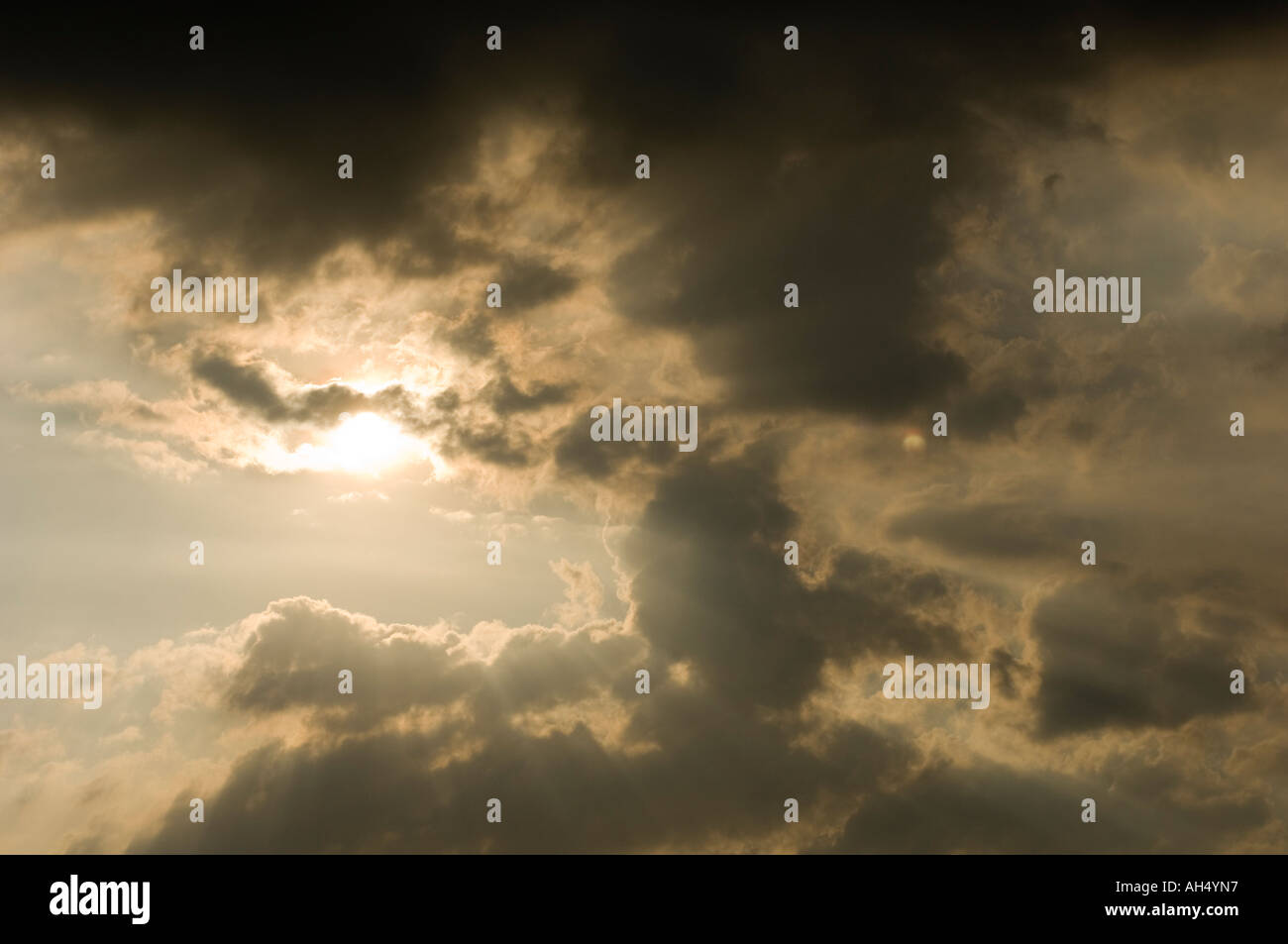 Brooding clouds hi-res stock photography and images - Alamy