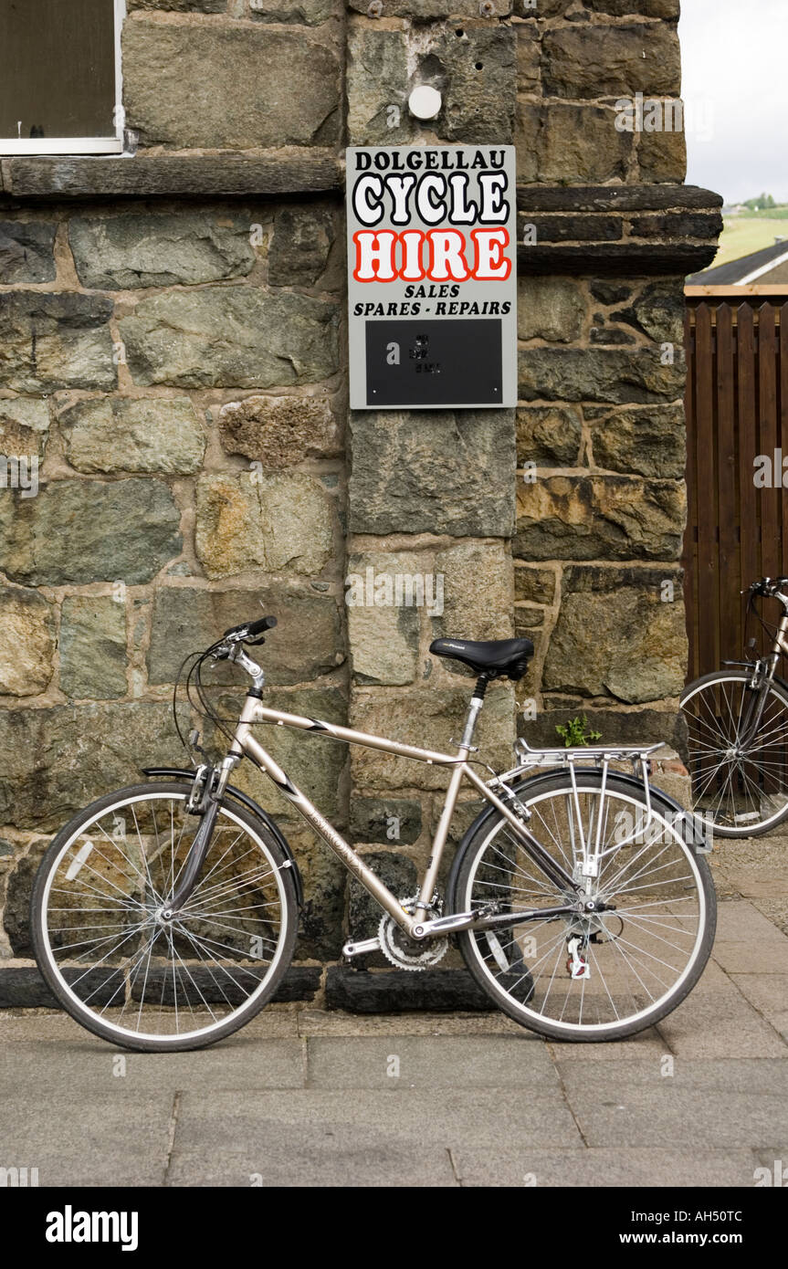 Hire cycle sign hi-res stock photography and images - Alamy
