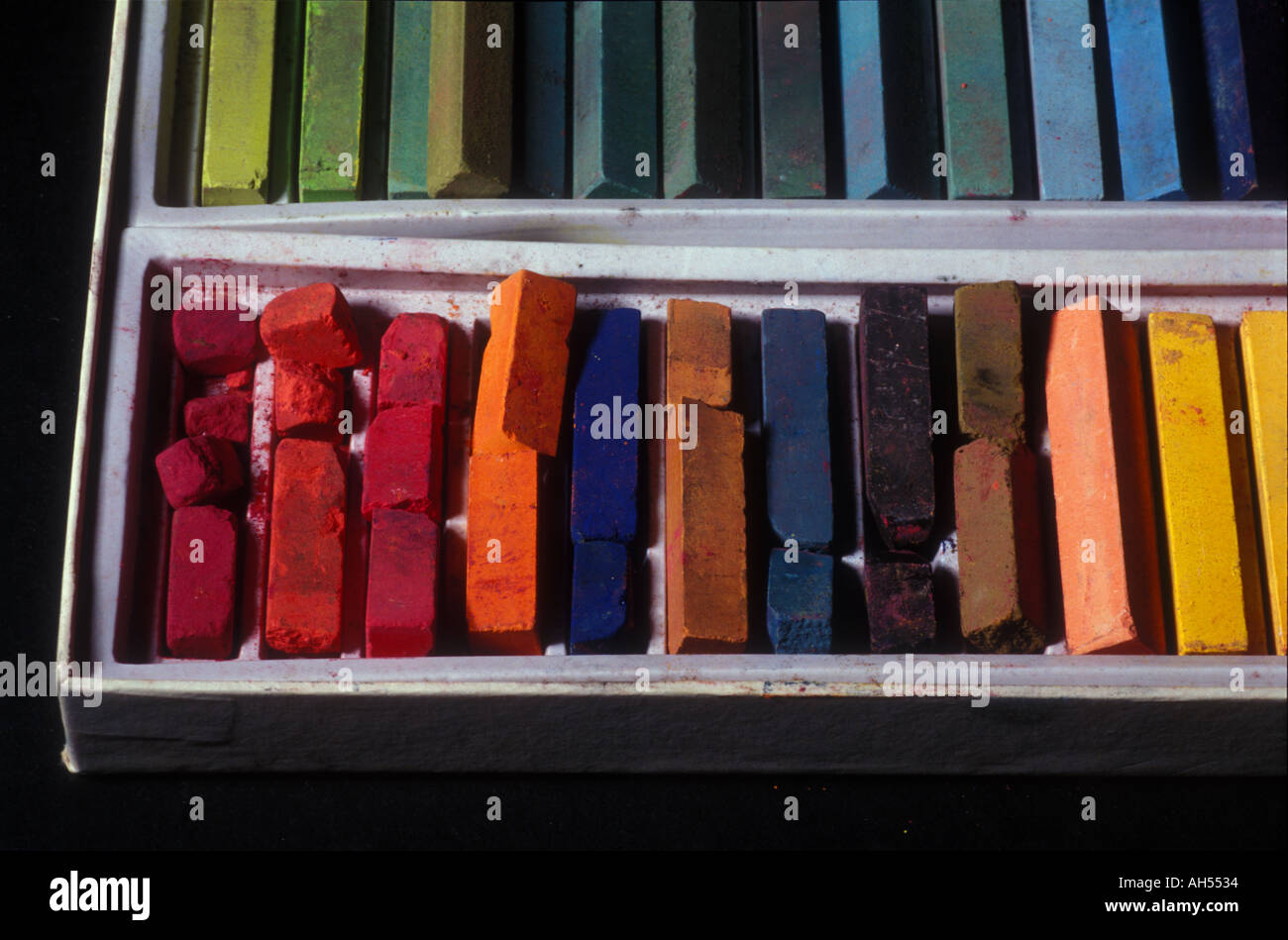 Box of artists pastels used 2215 Stock Photo - Alamy