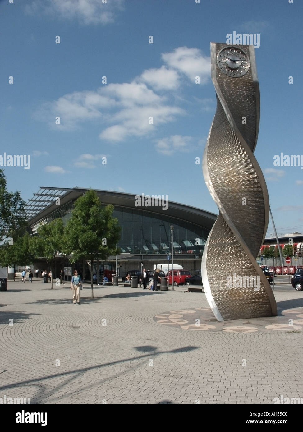 Clock tower at Stratford interchange station complex for Buses ...
