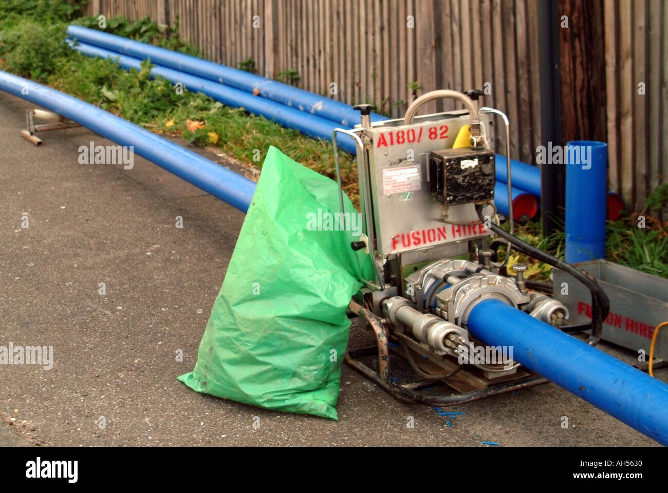 Installing underground services High Resolution Stock Photography and ...