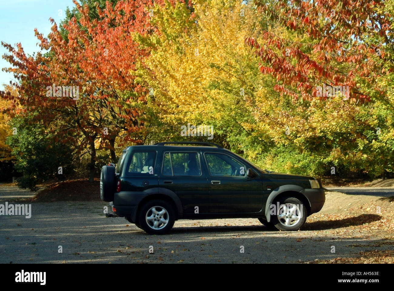 Chelsea tractor hi-res stock photography and images - Alamy