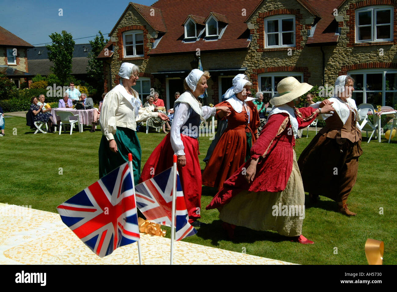 Country Dancing in Oxfordshire Village southern England United Kingdom ...