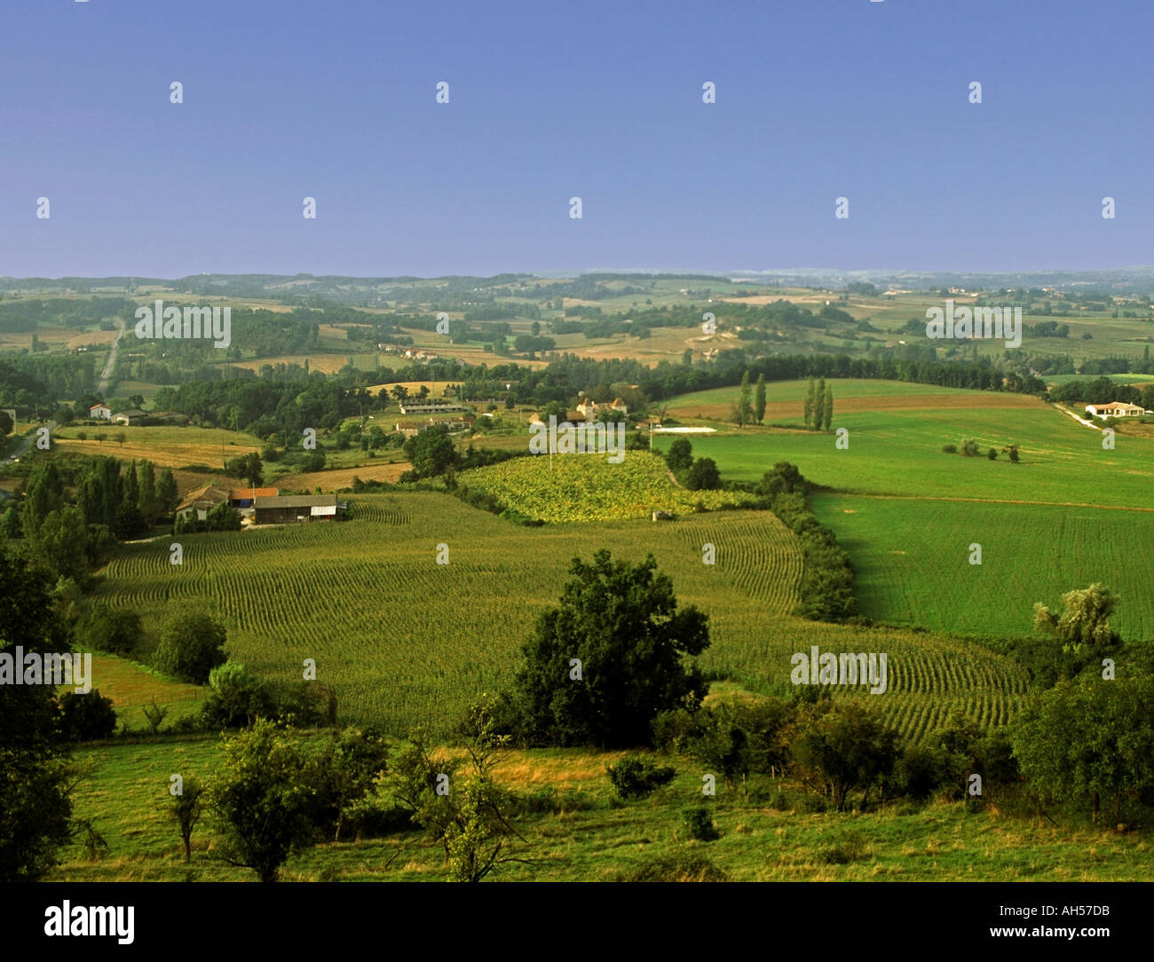 Monflanquin dordogne hi-res stock photography and images - Alamy
