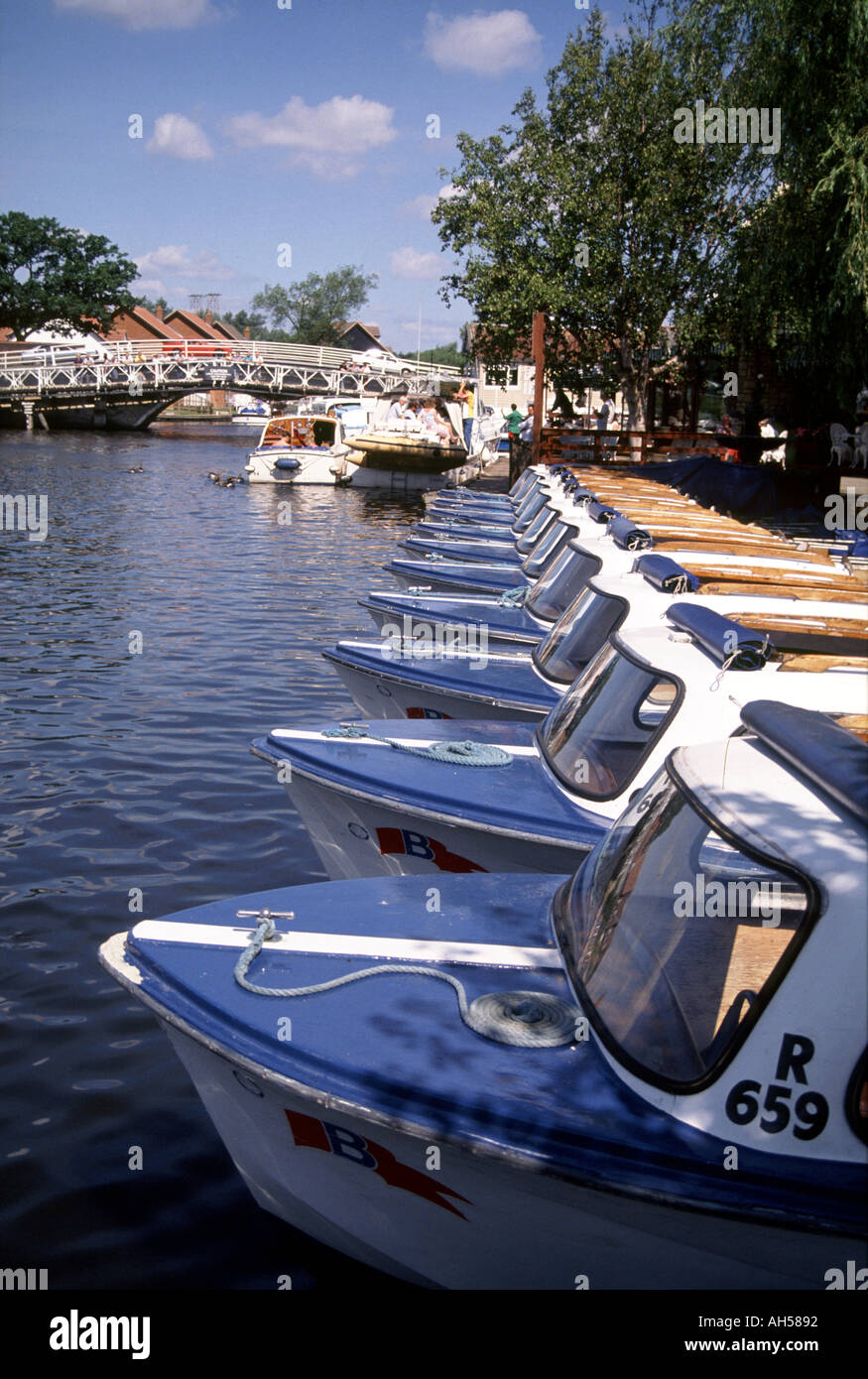 Norfolk broads england hi-res stock photography and images - Alamy