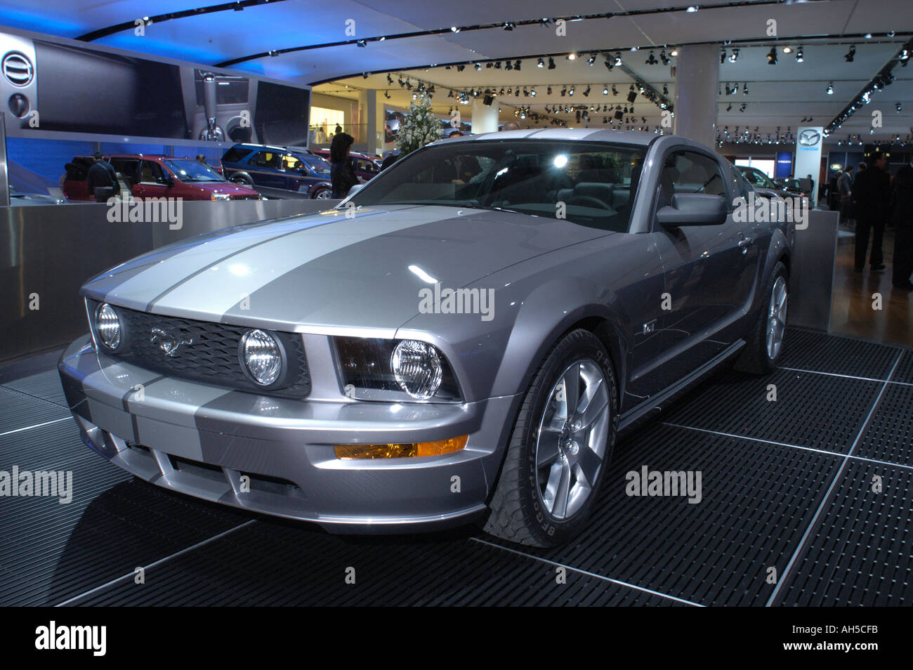 Ford gt 2004 hi-res stock photography and images - Alamy
