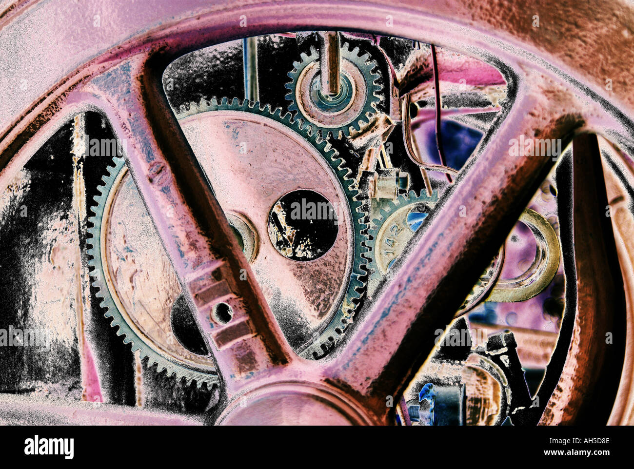 Old engine cogs traction hi-res stock photography and images - Alamy